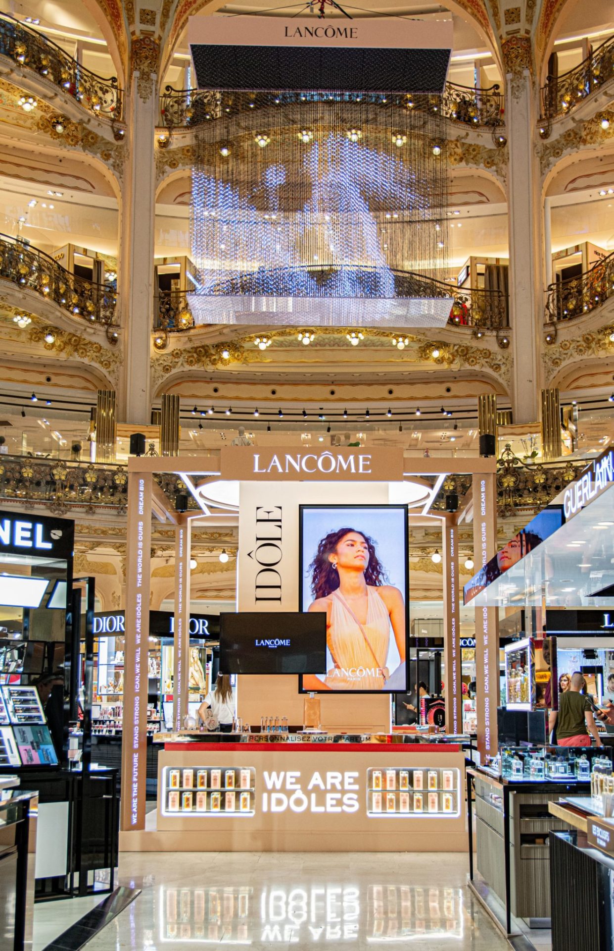 Explore the Visual Excellence of Special LED Screens with FlexLedLight ...