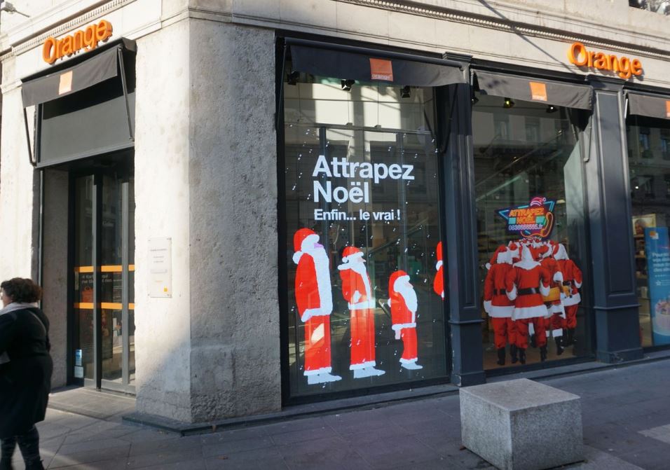 Explore the Visual Excellence of Special LED Screens with FlexLedLight ...